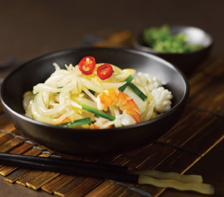 Stir-fried Silver Needle Noodles with Seafood | TSK Foods